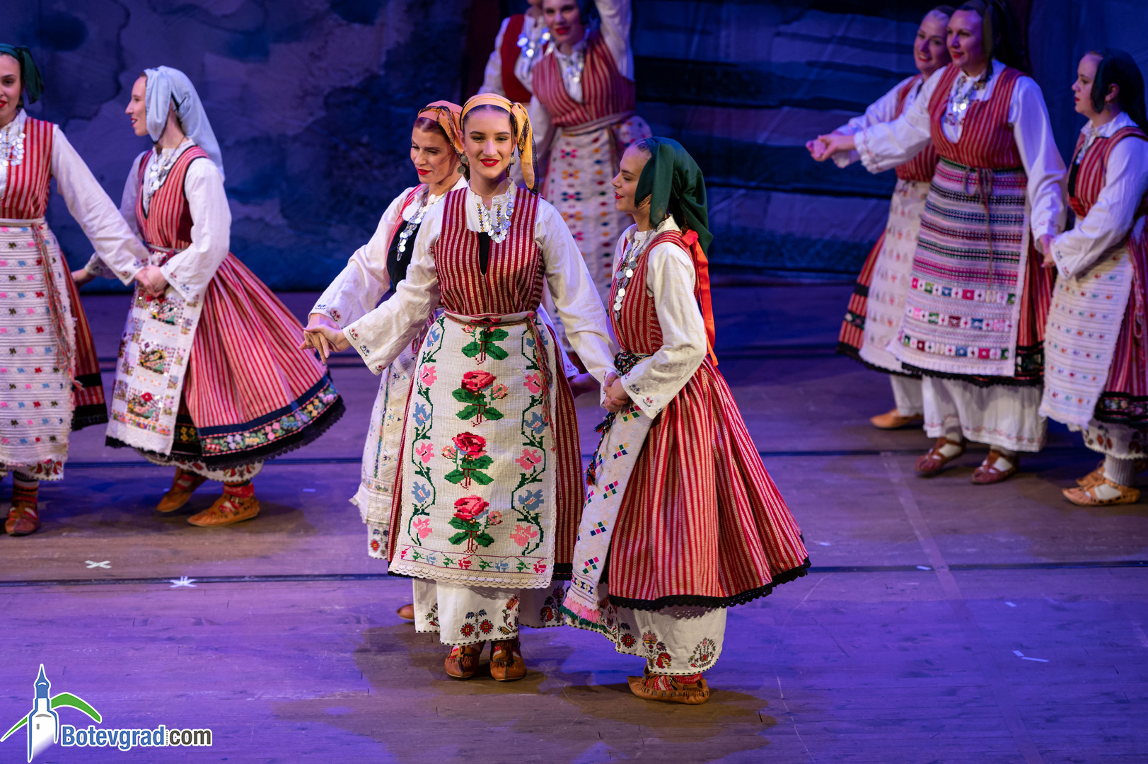 Botevgrad.com :: 29 ноември – най-светлата дата в историята на Ботевград (Новини, Ботевград)