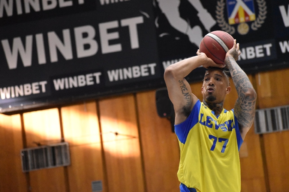 Botevgrad.com :: Зейн Ноулс отново в "Левски" (Новини, Спорт)